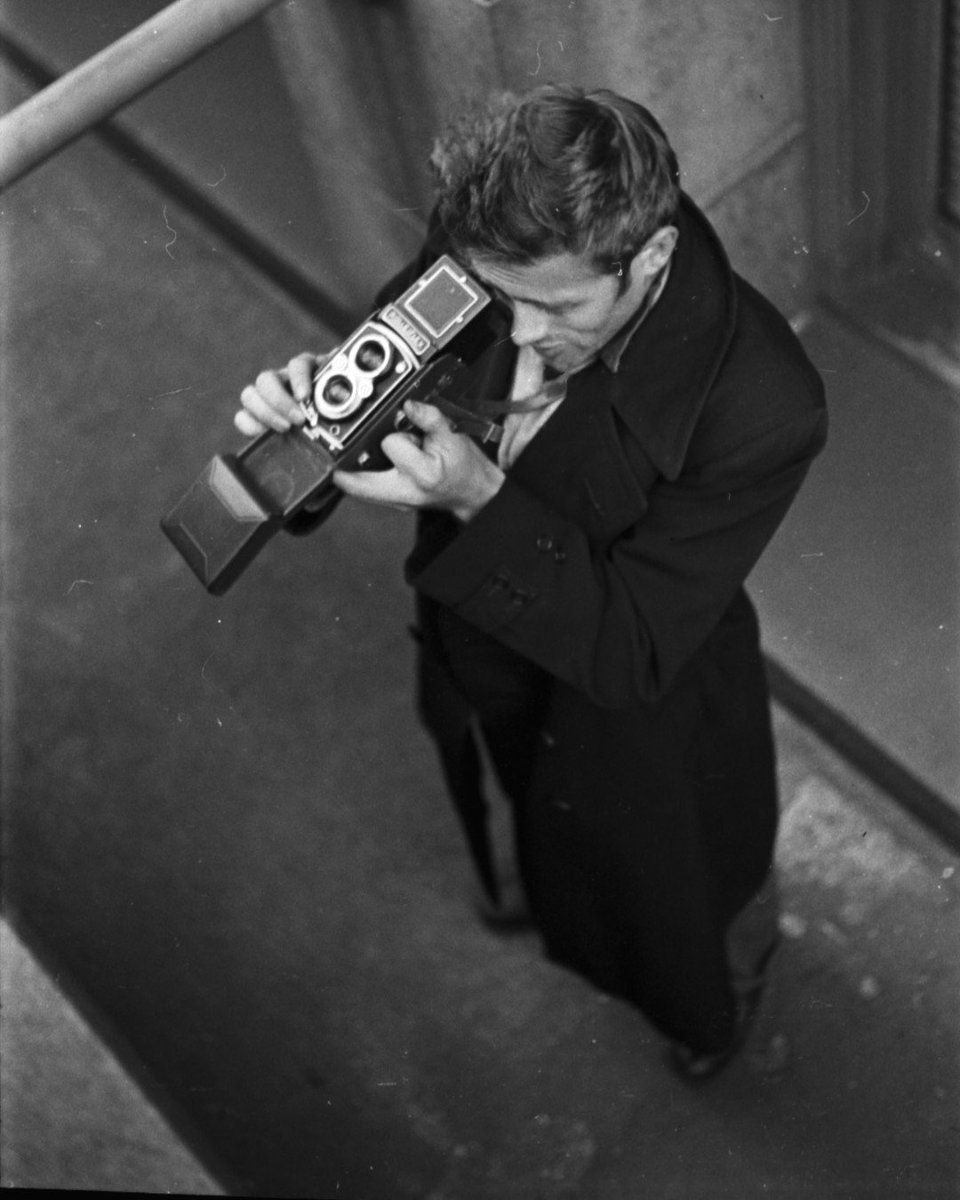 James Dean y su Cámara Rolleiflex. Nueva York, 1954 (año anterior a su ...
